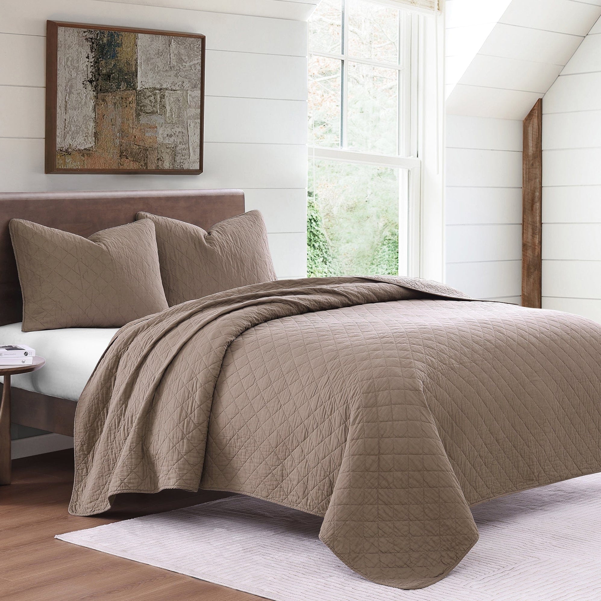 Rustic Quilts Sets: Cozy Elegance at Paseo Road