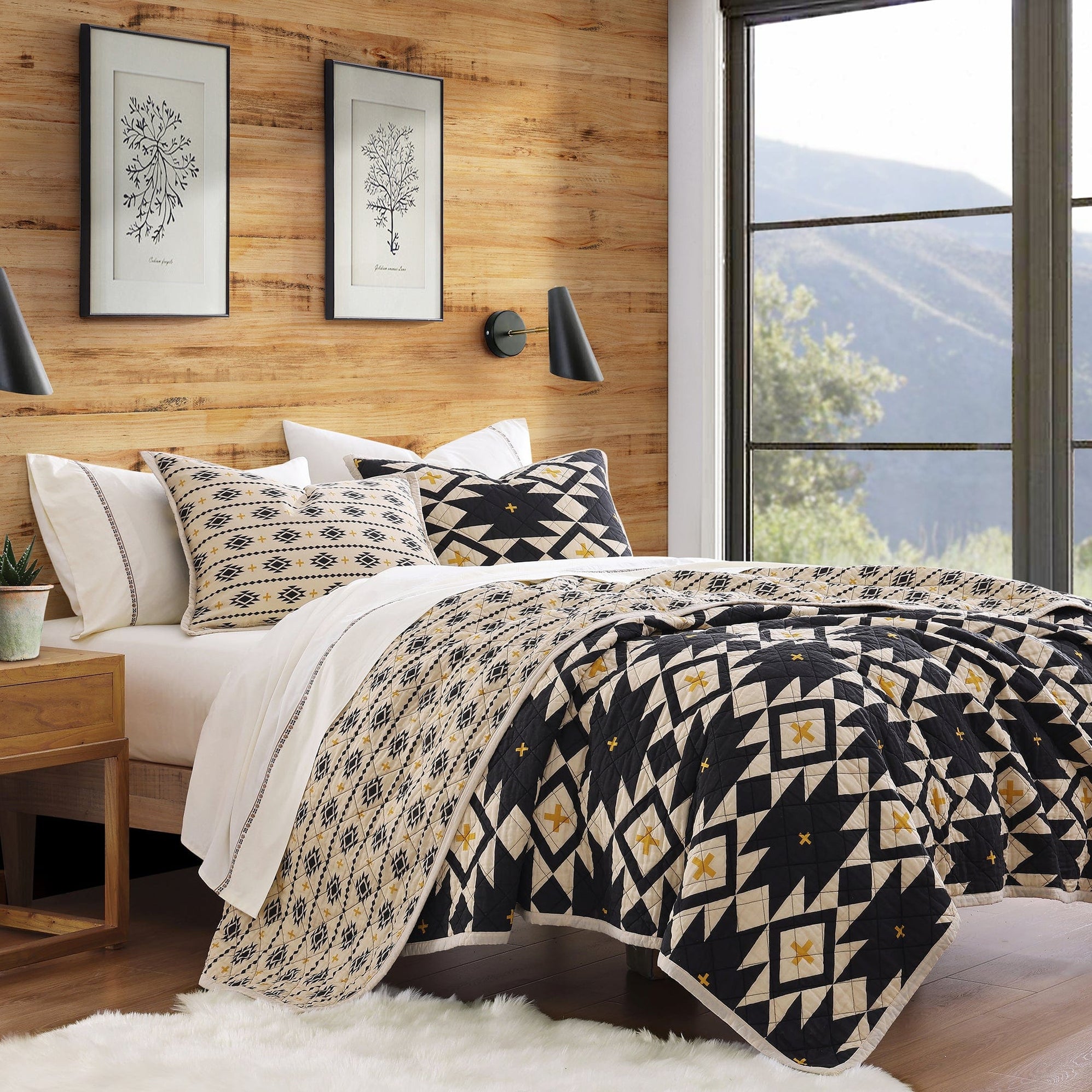 Rustic Quilts Sets: Cozy Elegance at Paseo Road